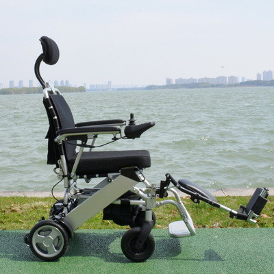 Quality 220lb Load Mobility Power Wheelchairs With Brushless Controller for sale