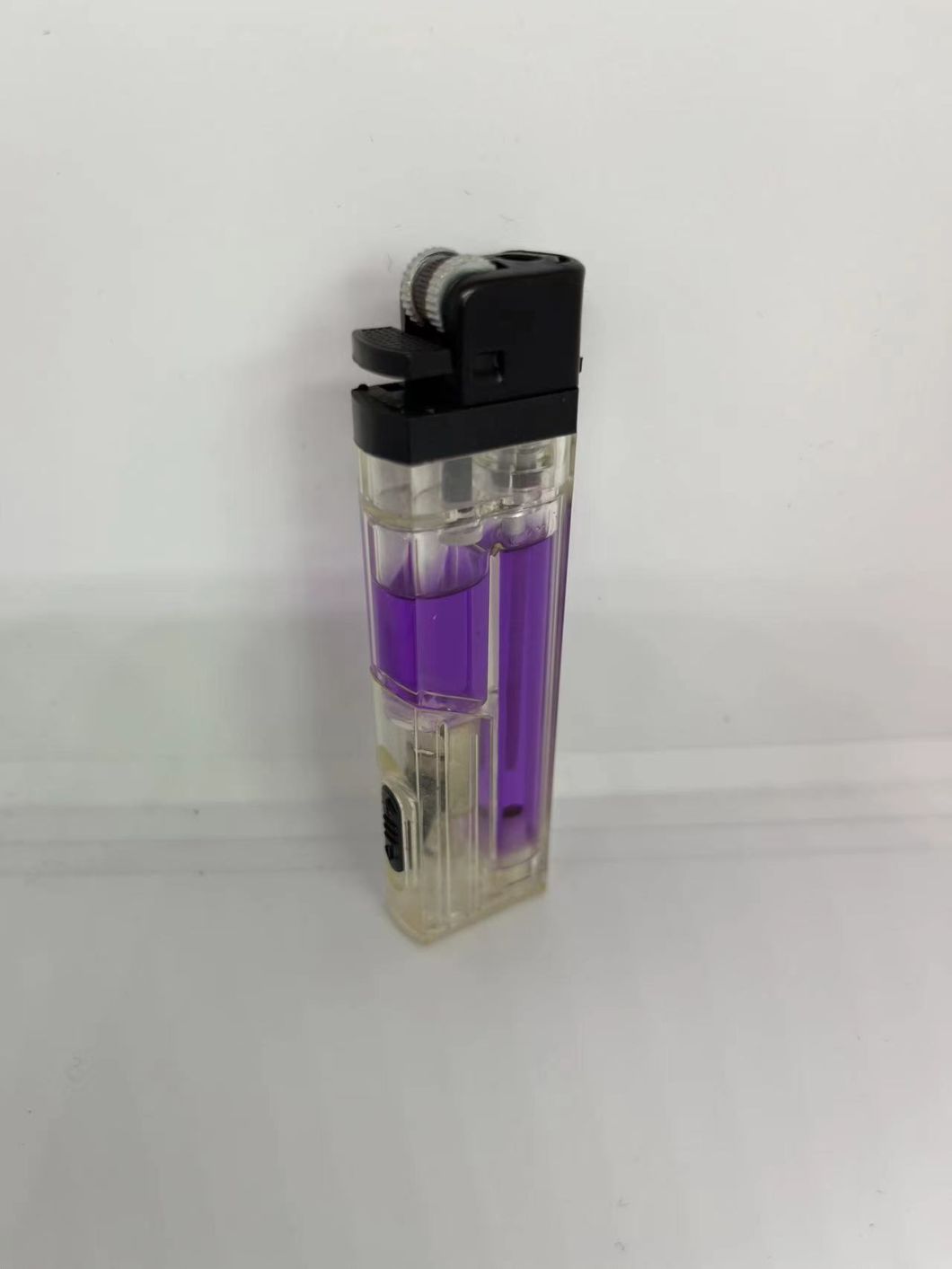 Dongyi Dy-F6 LED Lighter Flint Disposable Gas Lighter with Five Colors