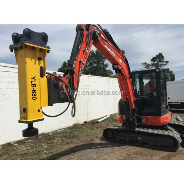 Quality tractor attach guardrail gas power hand solar guardrail pneumatic hydraulic fence post piledriver for mini excavator skid steer for sale