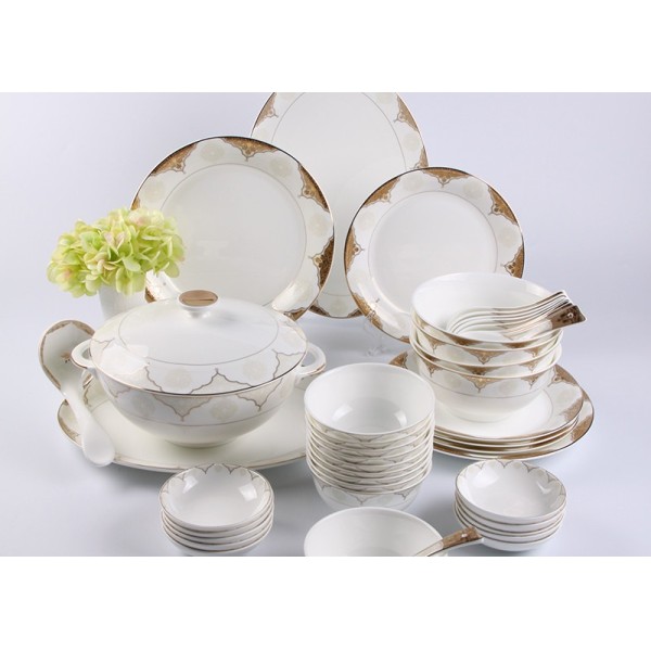 Quality CIQ Certificate 45pc Bone China Dinner Set For 6 People for sale