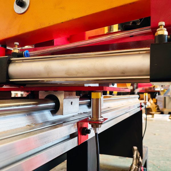 Quality 1360mm Maximum Round Bar Length Woodworking Horizontal Brush Sander Curve for sale