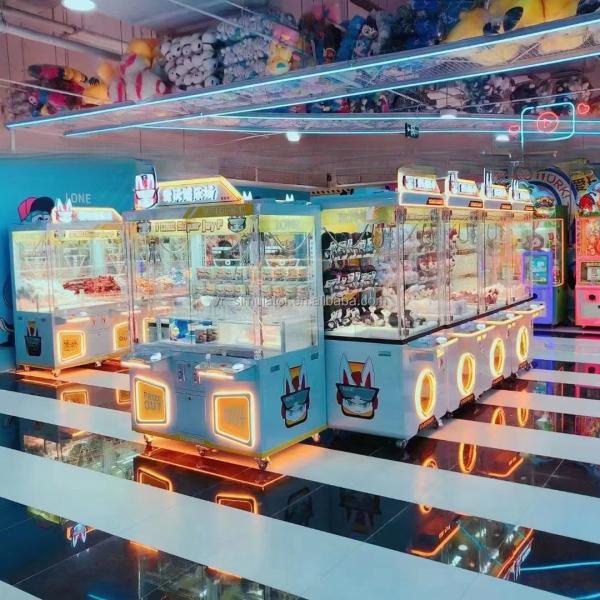 Quality Coin Operated Gift Claw Game Machine CE Certificated High Durability for sale