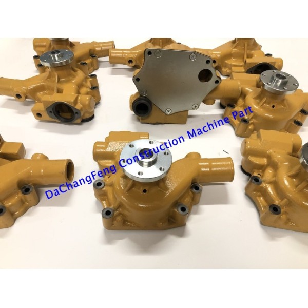 Quality Komatsu Water Pump 6D95 ,  6206-61-1100 For PC200-5 Excavator for sale