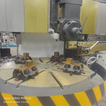 Quality Medium Duty VTL Vertical Lathe Machine Cnc Metal Turning Conventional for sale