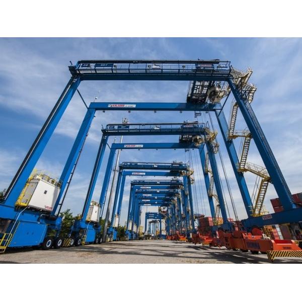 Quality Rubber Tire Double Girder Container Gantry Crane With Telescopic Spreader for sale