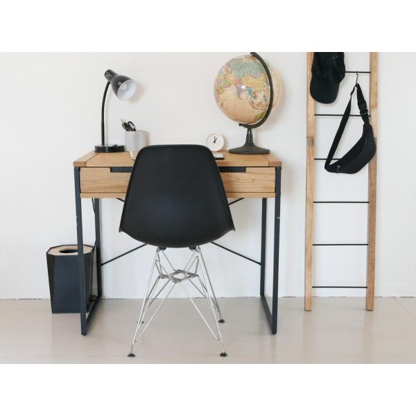 Quality Foldable Metal Wood Surface Dinning Table for Office Needs in Northern Europe for sale