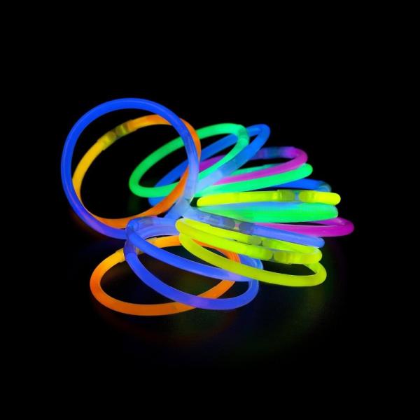Quality Multi Colored 8 Inch Glow Stick Bracelets for Year Party Decoration from PE for sale