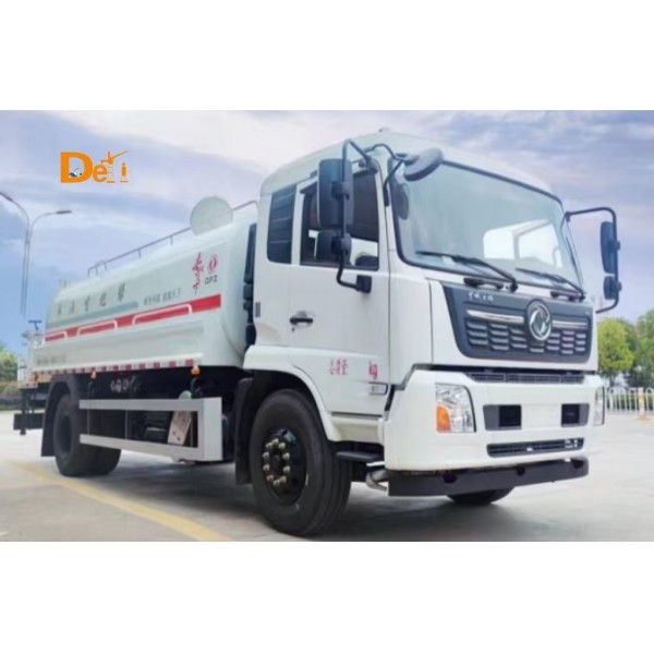 Quality Water Sprinkler Truck Multifunction Water Tank Truck With Dongfeng Tianjin Chassis for sale