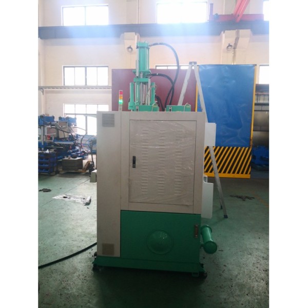 Quality Rubber Processing Machinery Rubber Injection Molding Machine For Making Auto for sale