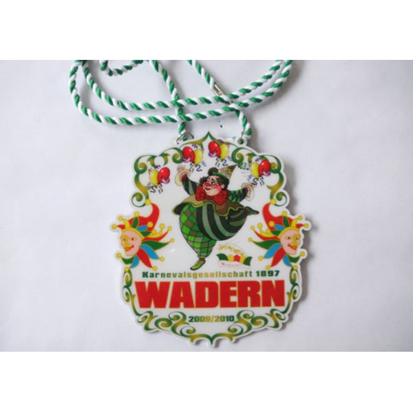 Quality Antique Gold Plating, Die Casting STAD Carnival Medal / Beer Festival Medals With Red Rhinestone for sale