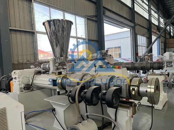 Quality OEM PVC WPC Door Frame Production Line WPC Door Jamb Making Machine 0.8-1g/Cm3 for sale