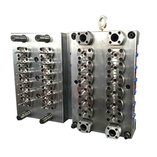 Quality Auto Plastic Injection Moulding Tooling Using PP PC ABS Multi Cavity Molds for sale