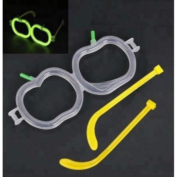 Quality Novelty Light Up Apple Shape Glow Stick with Non-toxic PE Fluorescent Liquid for sale
