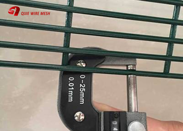 358 mesh fence-MF0002