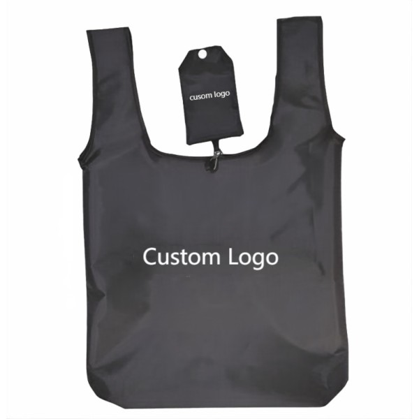 Quality Customized Fold Away Grocery Bag Polyester Strawberry Folding Bag Environmental Protection for sale