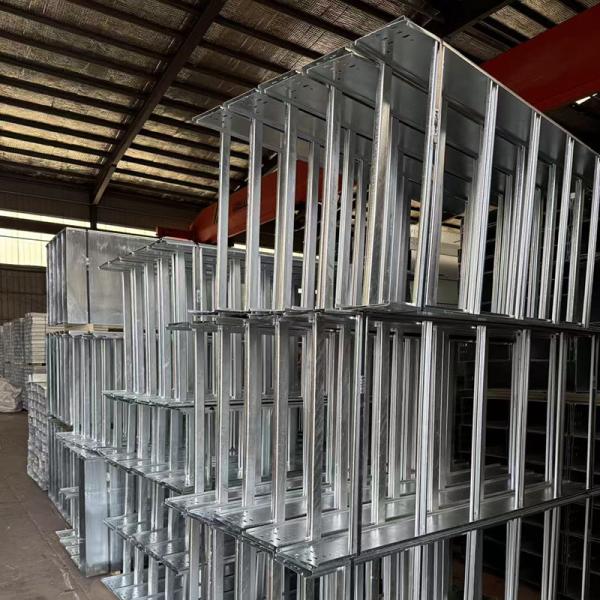 Quality Durable Corrosion Resistant Perforated Cable Tray Hot Dipped Galvanized ISO9001 for sale
