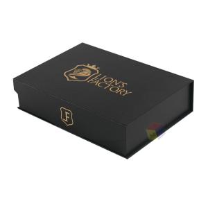 Quality Luxury Custom Logo Magnetic Closure Paper Scarf Gift Box Cardboard Packaging for sale
