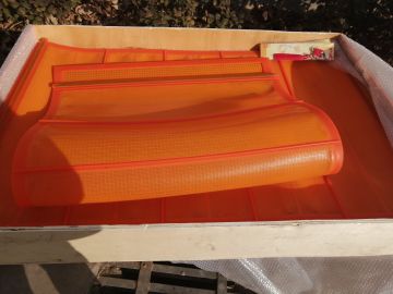 Polyurethane screen mesh durability demonstration