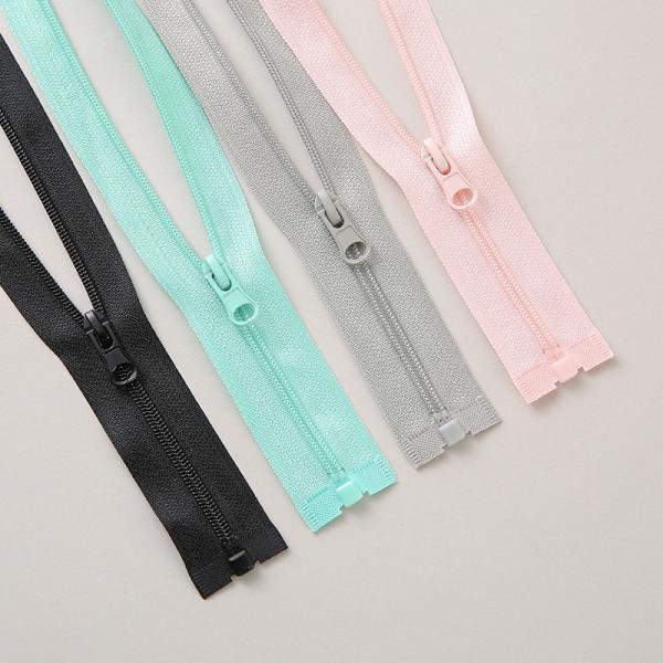 Quality Flexible Closures Nylon Zippers #3 Fade Resistant With Innovative Design for sale