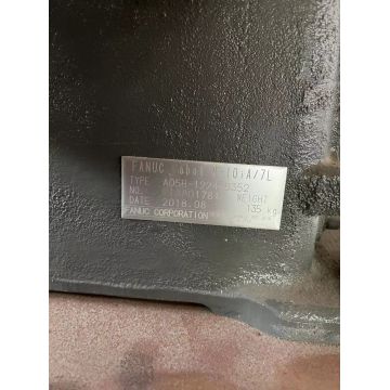 Quality FANUC M-10iA/7L , 7kg payload , 1633mm reach ,arc welding Loading and unloading for sale