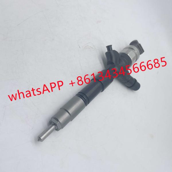 Quality 23670-30400 Common Fuel Injector for sale