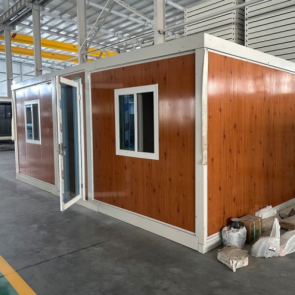 Quality 40ft Movable Expandable Villa Type Container Home with Bathroom And Kitchen Thermal Insulation Prefabricated Tiny Villa for sale