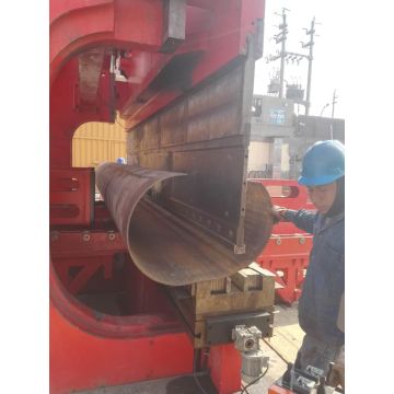 Quality Automatically Big Pole Pipe Making Machine / Pipe Close And Welding Machine for sale