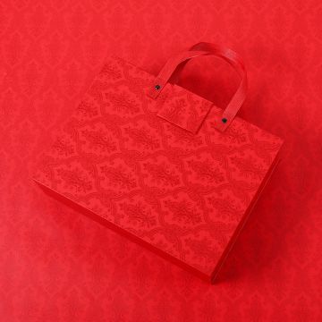 Quality CMYK Printing Cardboard Candy Custom Wedding Gift Box With Handles for sale