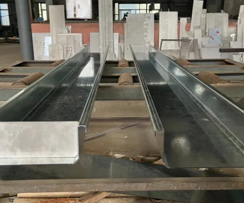 Quality Durable Versatile Concrete Retaining Wall Sleeper Molds With Customizable for sale