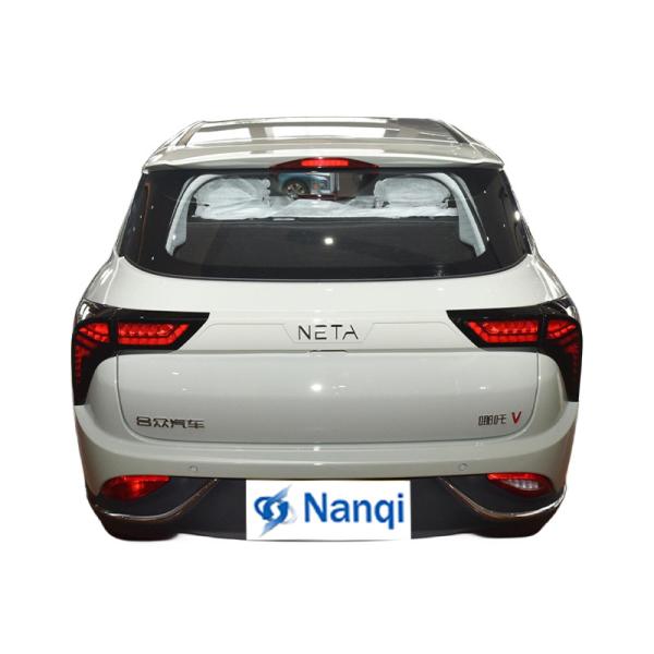 Quality 2023 New Style Nezha V SUV Electric Car Lithium Ion Battery Fast Charging for sale
