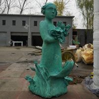 Quality Life Size Customized Casted Bronze Figure Statue For Outdoor Decoration for sale
