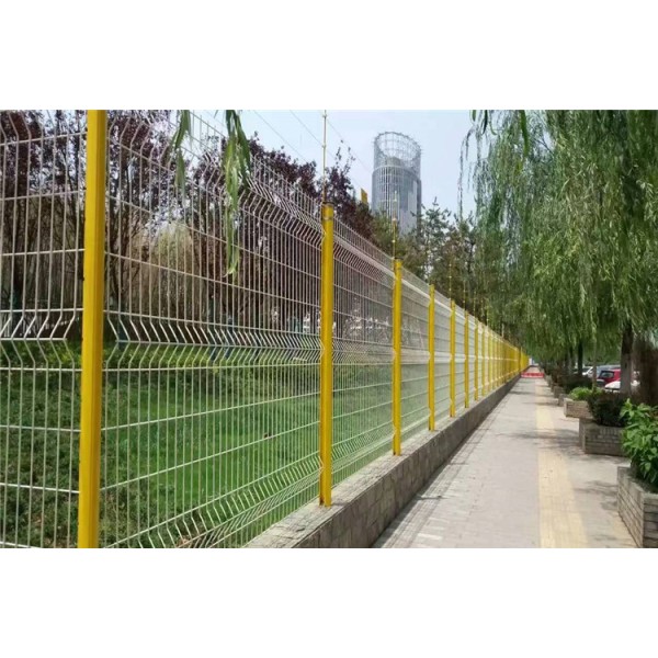 Quality 50x200mm 3D Wire Mesh Fence PVC Coated Wire Mesh Fencing Yellow for sale