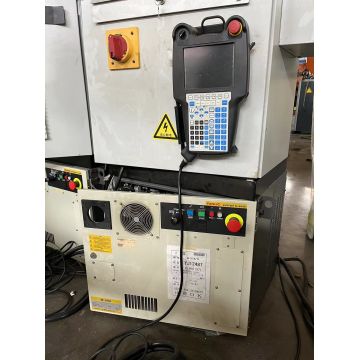Quality FANUC M-10iA/7L , 7kg payload , 1633mm reach ,arc welding Loading and unloading for sale
