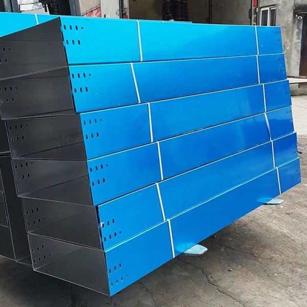 Quality Weather Resistance Solid Bottom Cable Tray Indoor 500kg Load Capacity for sale