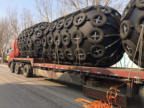 Quality Vulcanization Inflatable Rubber Fender Integral Molding Yokohama Fender for sale