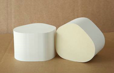 Quality Three way Catalytic Cordierite Honeycomb Ceramic Porous Customize for sale