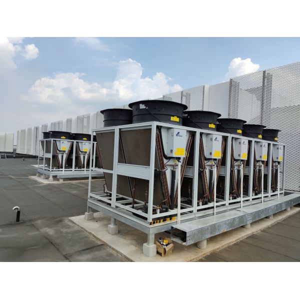 Quality InRow Air Conditioning Unit with EC Fan and R410A Refrigerant for Data Center for sale