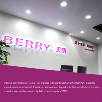 With function such as screen brightness setting low-battery reminder over-limit reminder Handheld Pulse Oximeter 1