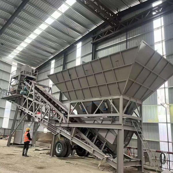 Quality 60m3/H Small Mobile Concrete Batching Plant Foundation  Portable for sale