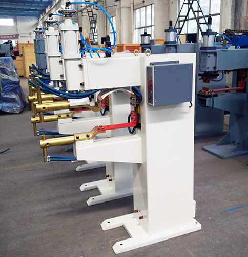 Quality High Precision automatic welding equipment , Steel Wire Mesh Spot Welding for sale