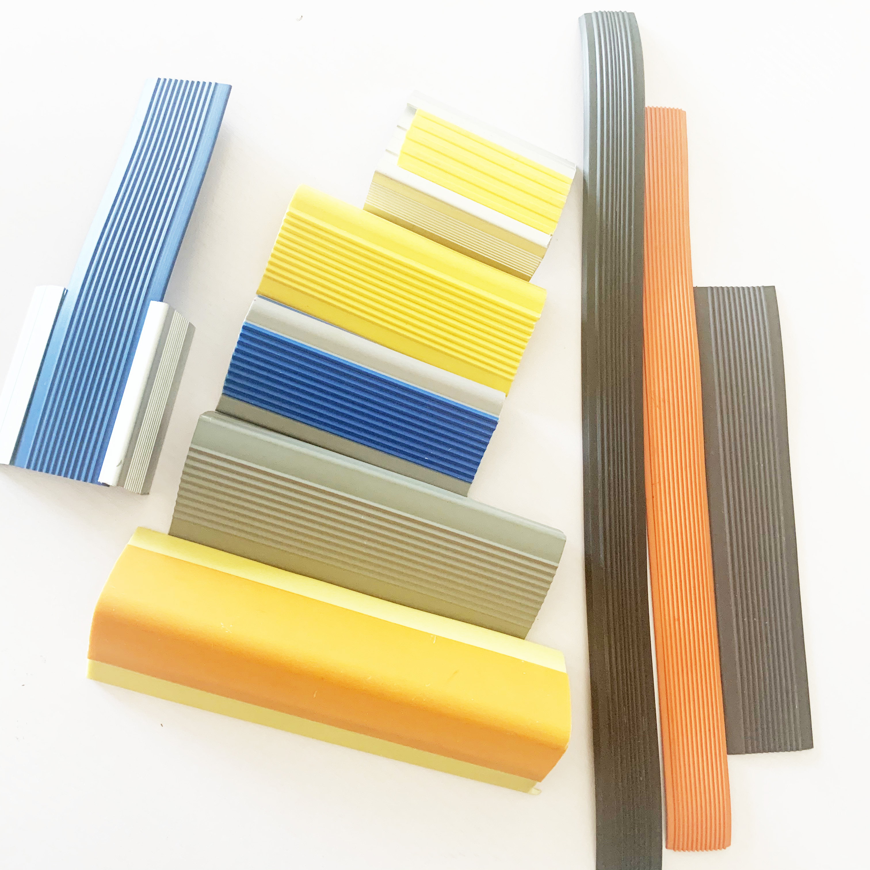 Stair Nose Anti-slip Plastic Stair Treads Trim for Non-Slip Stair Edge ...