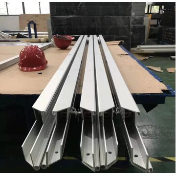 Quality Mechanical Loading Dock Shelter With PVC Febric At Warehouse Loading Dock Bay for sale