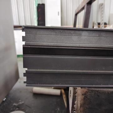 Quality Aluminum End Milling Machine Automatic 5 Axis Vertical Machining Center for sale