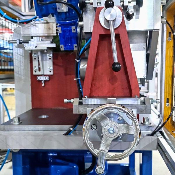 Quality 5.5KW Engine Valve Assembly Automation Machine Automated Manufacturing Line for sale