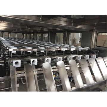 Quality 300BPH Monoblock Filling And Capping Machine Erosion Proof for sale
