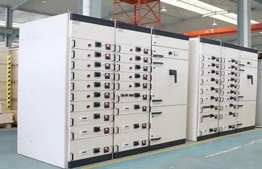 Quality 4000A Maximum Current Low Voltage Switchgear with IEC61439-2 Standards and 600x800x2200 Enclosure Dimension for sale