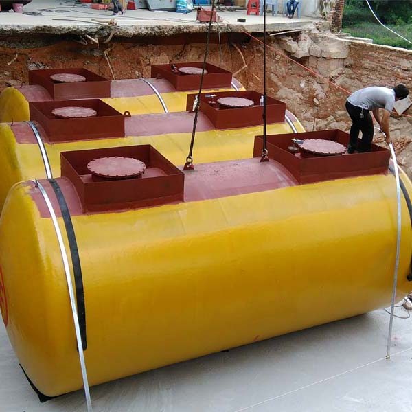 Quality Vertical 0.1 MPa Industrial Oil Storage Tanks FRP Steel for sale