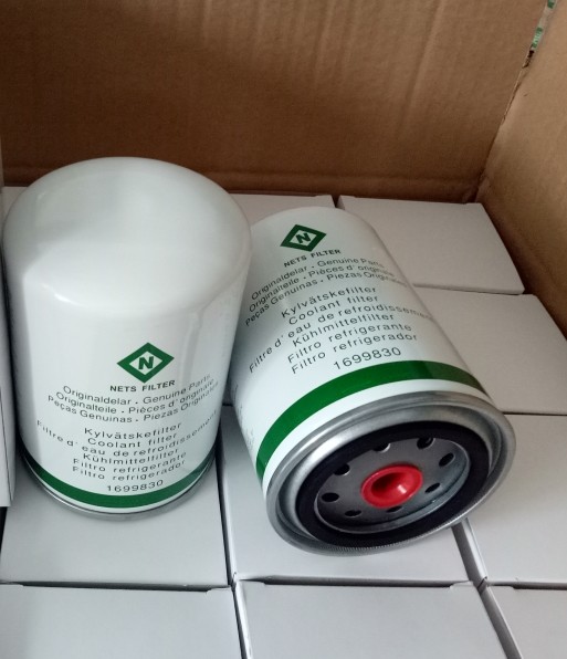 Quality Automotive Coolant Filter 20532237，1699830 Outer Diameter 96.5 Mm Seal Diameter 70 Mm for sale