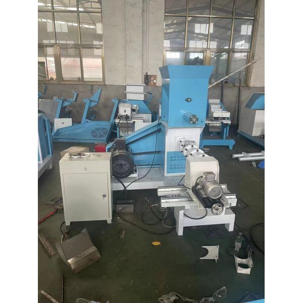Quality Versatile Fish Feed Pellet Machine High Performance 60-80kg/H for sale