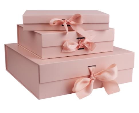Quality 4cm Height SGS Paper Folding Gift Box , 35cm Width Cardboard Gift Boxes for sale